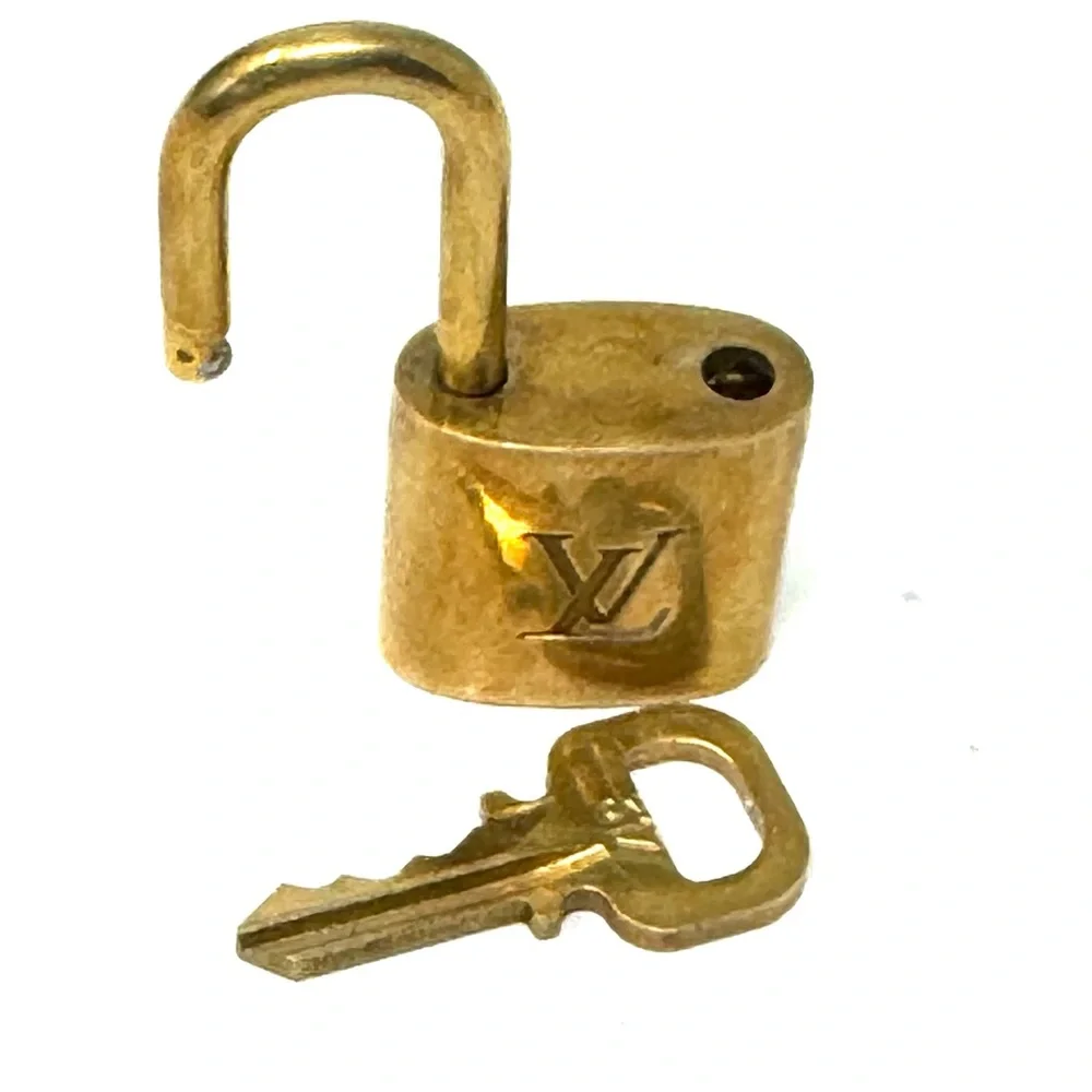 Louis Vuitton | Accessories | Authentic Louis Vuitton Gold Lock Key ...